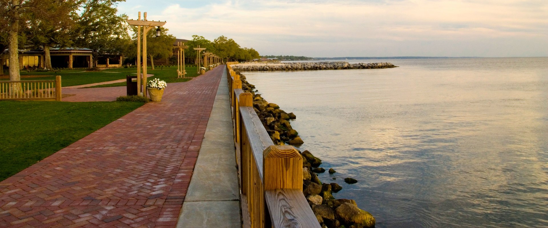 The Utopian Dream of Fairhope Alabama: The Founders and Their Vision